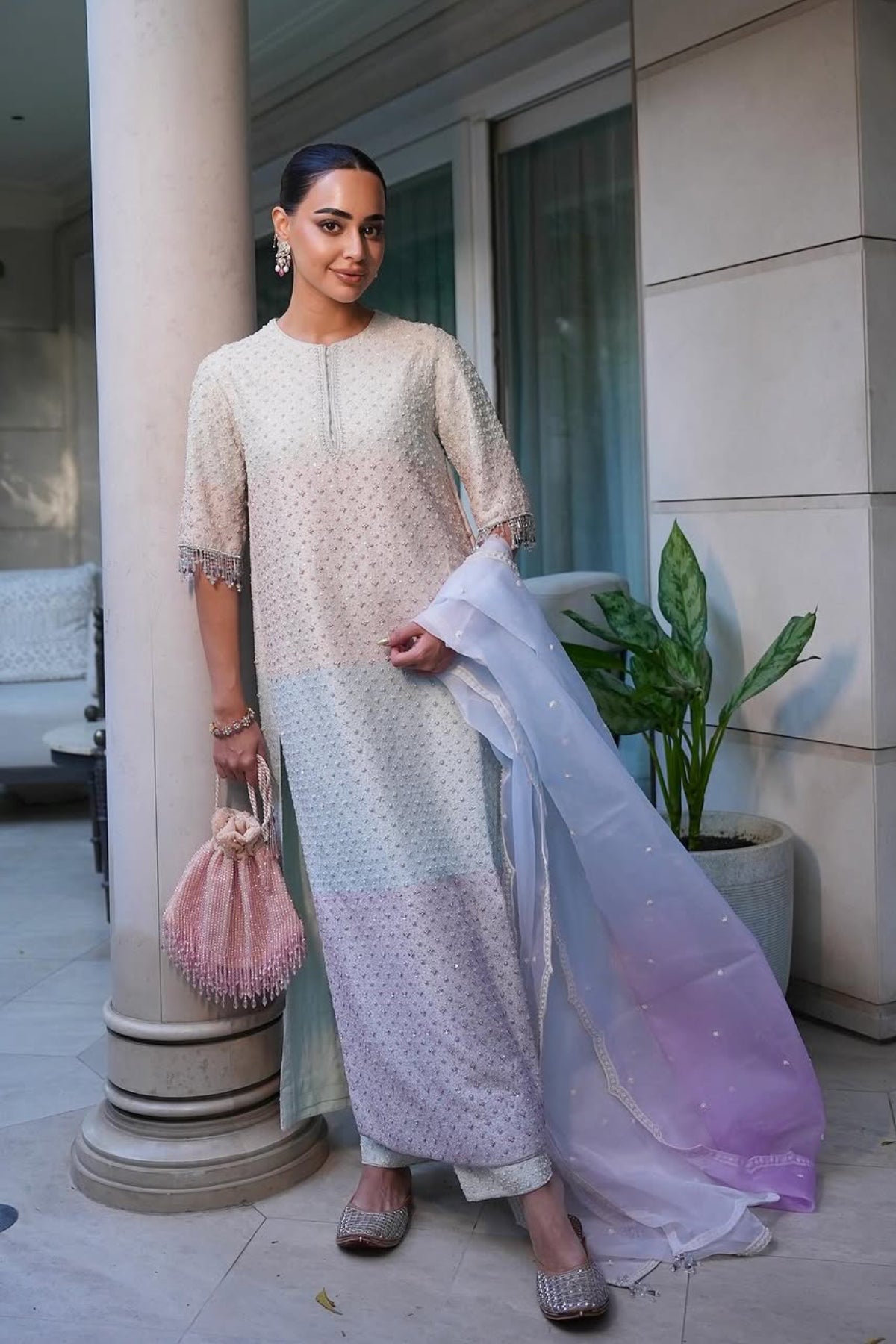 Arushi Mehra in our Cosmic Aura Ombre Kurta Set – Medha Batra
